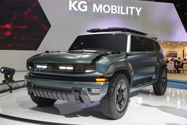 “적수 등장에 카니발 긴장” KG 모빌리티 미니밴 드디어 출시하나?