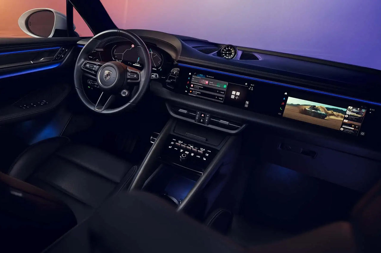 “HUD 크기가 무려 87인치” 포르쉐 마칸 EV 하이테크한 실내 눈길