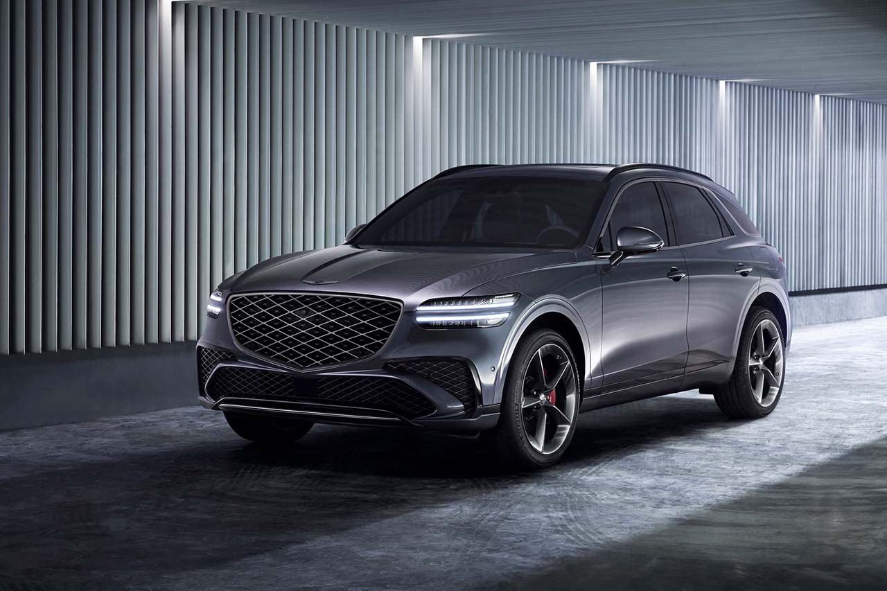 "가격 340만 원 인상" 제네시스 GV70 페이스리프트 출시...얼마나 좋아졌길래?