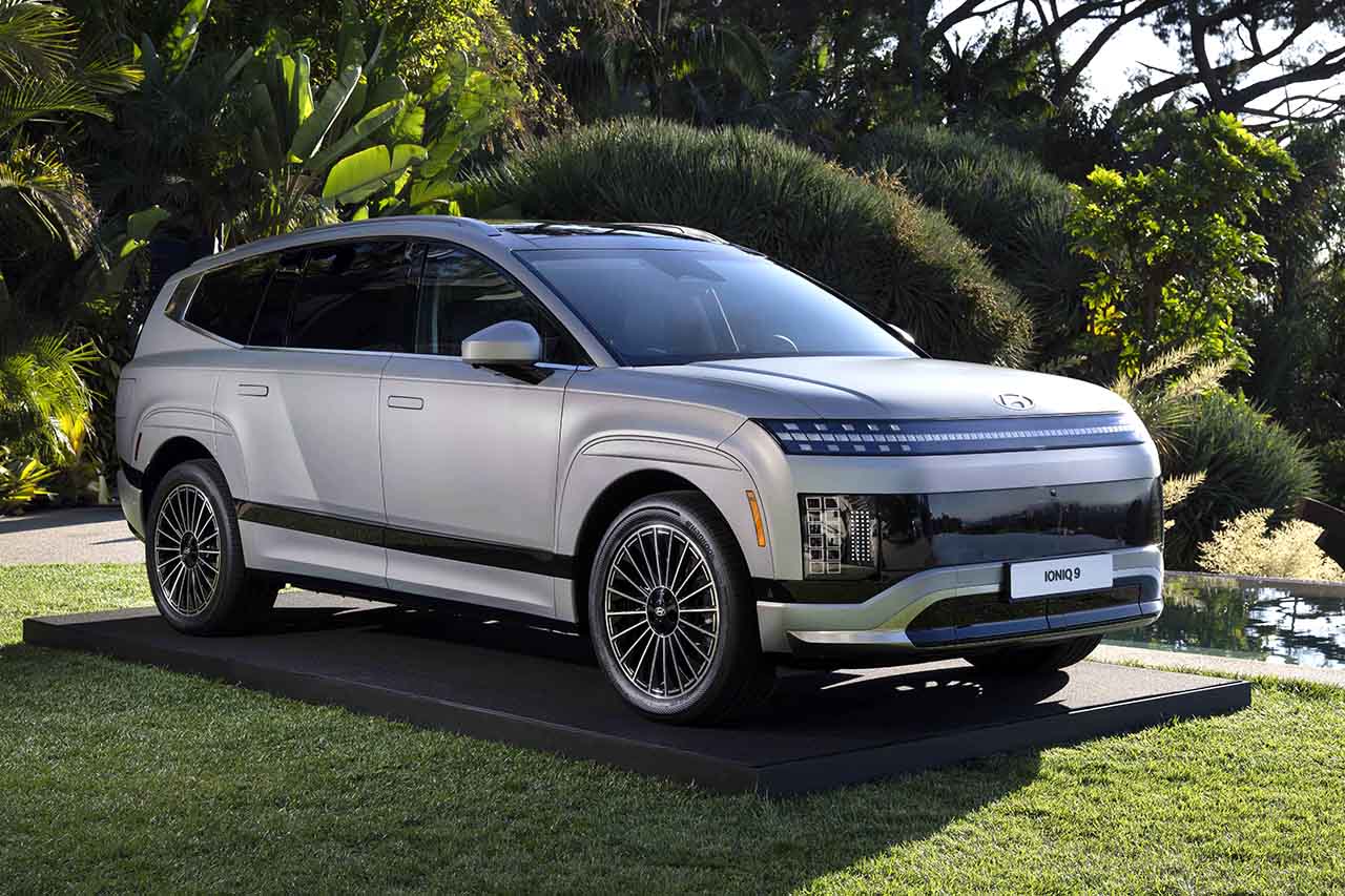 “EV9보다 모든 것이 한 수 위” 현대차 아이오닉 9 공개…주행거리 532km