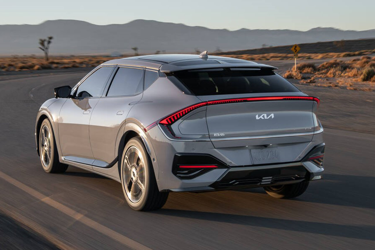 "609마력으로 업그레이드" 기아 신형 EV6 GT 공개...국내 출시는?