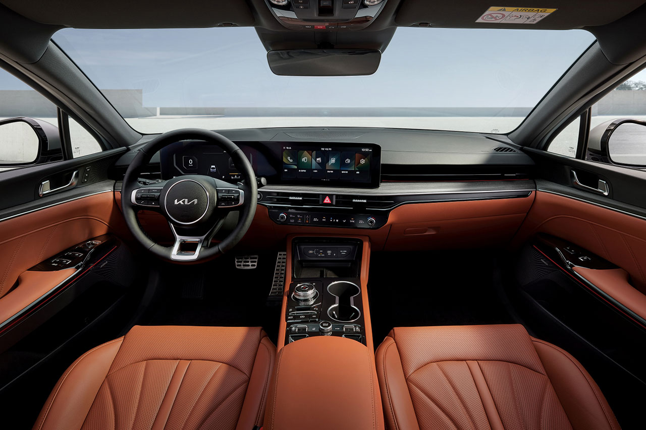 "2,724만 원부터" 합리적 가성비 트림 추가…2026 K5 & K8 출시