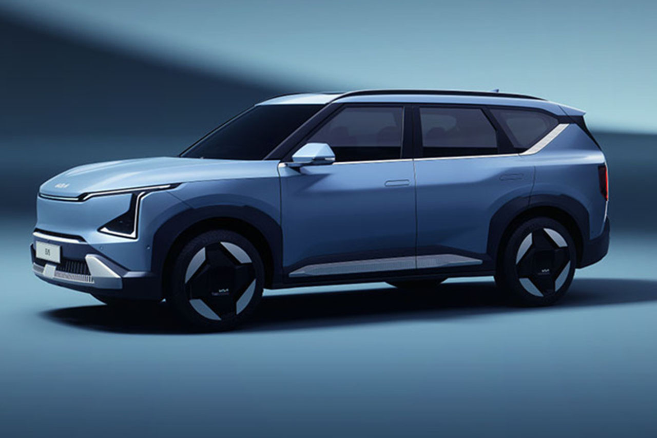 "쏘렌토 고민하다 바로 계약" 주행거리 460km 인증…드디어 출시 앞둔 기아 신형 SUV