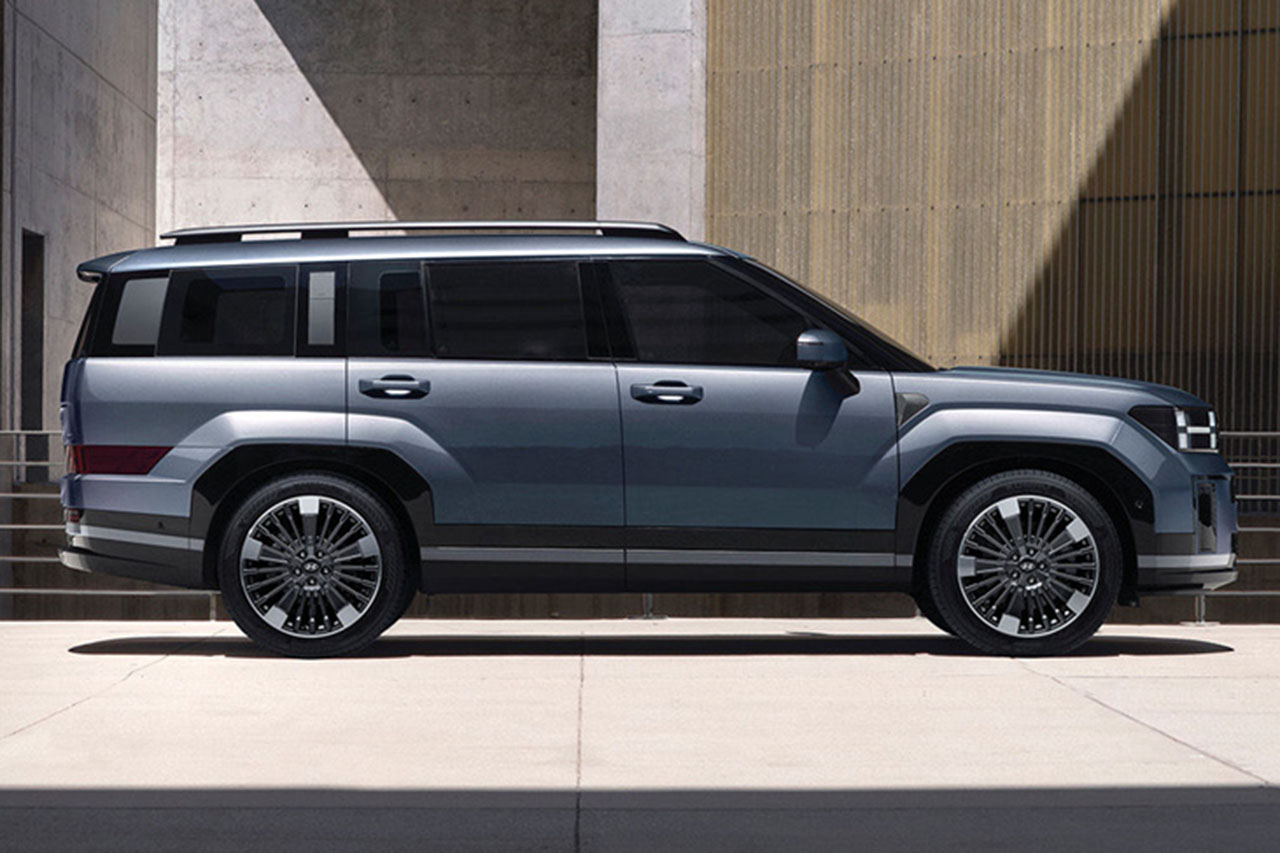 "미니밴 수준의 공간" 연비 15km/L, 못생겼다 놀려도 만족도 높은 하이브리드 SUV